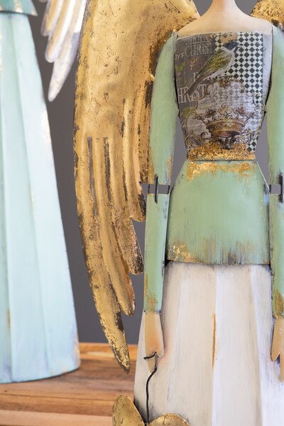 set of 2 painted metal angels