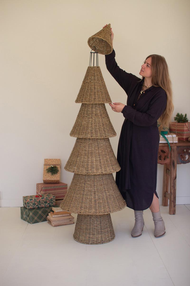 woven vine christmas tree