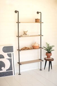 three-tiered display unit