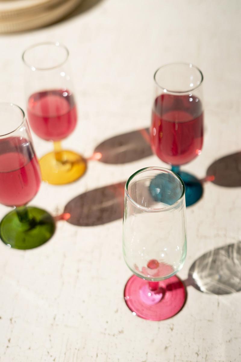 set of 4 aperitif glasses with colored stems